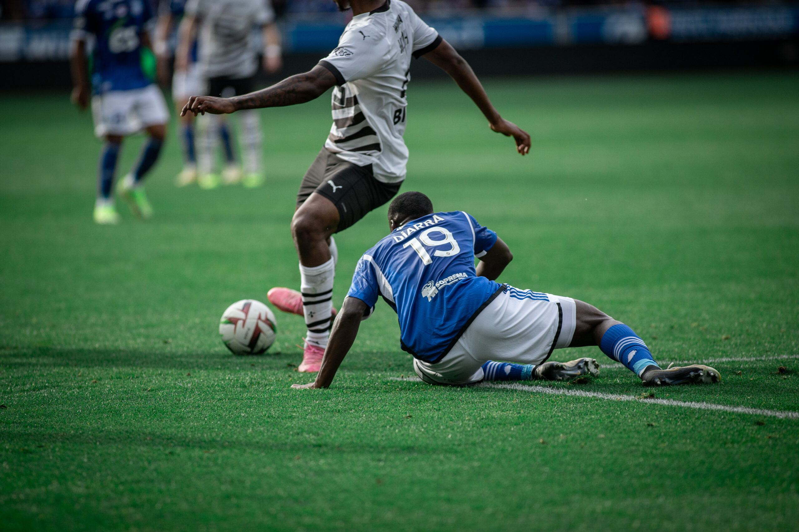 Cartons : Où se situe le Racing cette saison ? – Alsa'Sports