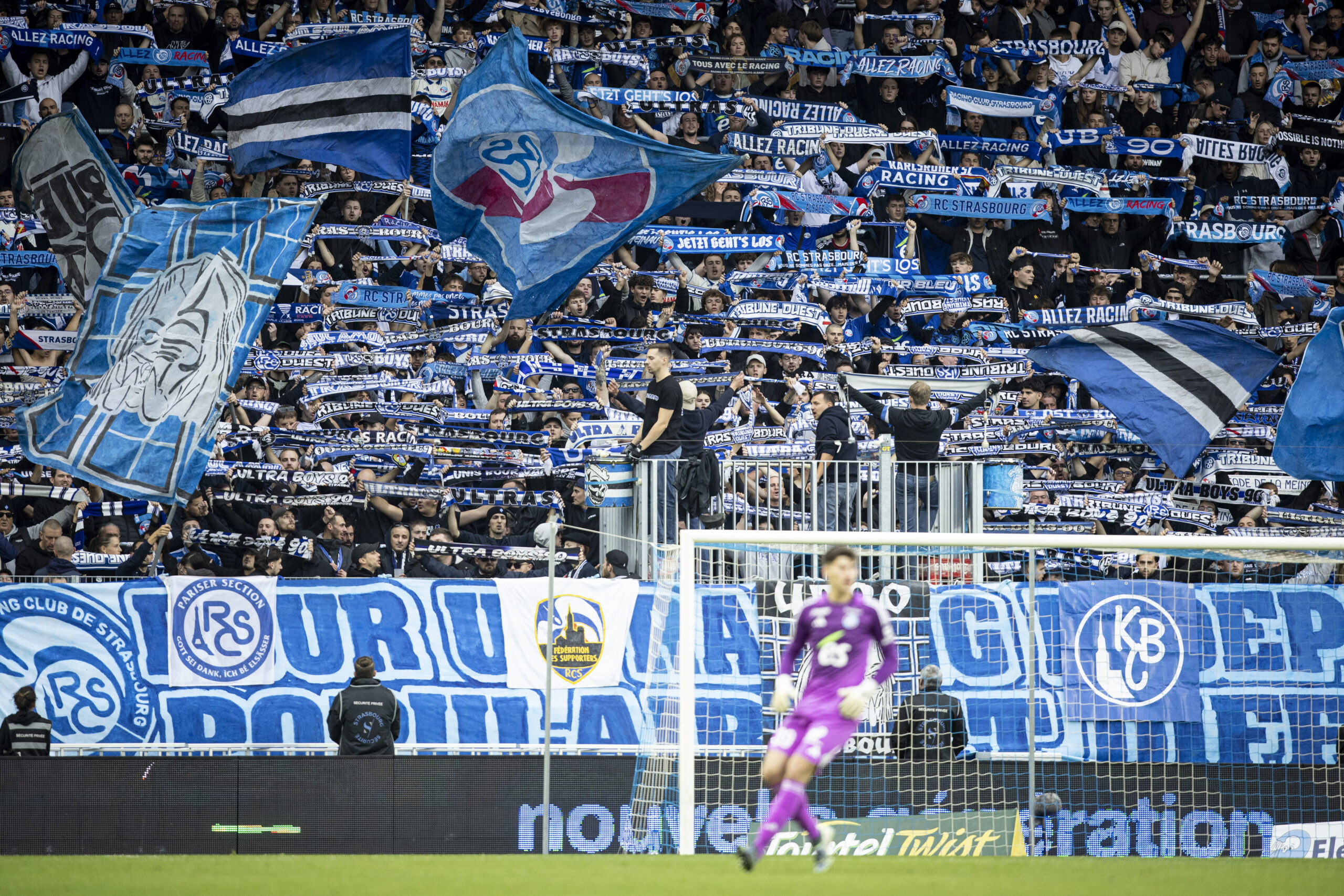 Une banderole des Ultra Boys refusée à la Meinau — Alsa'Sports - Direct ...